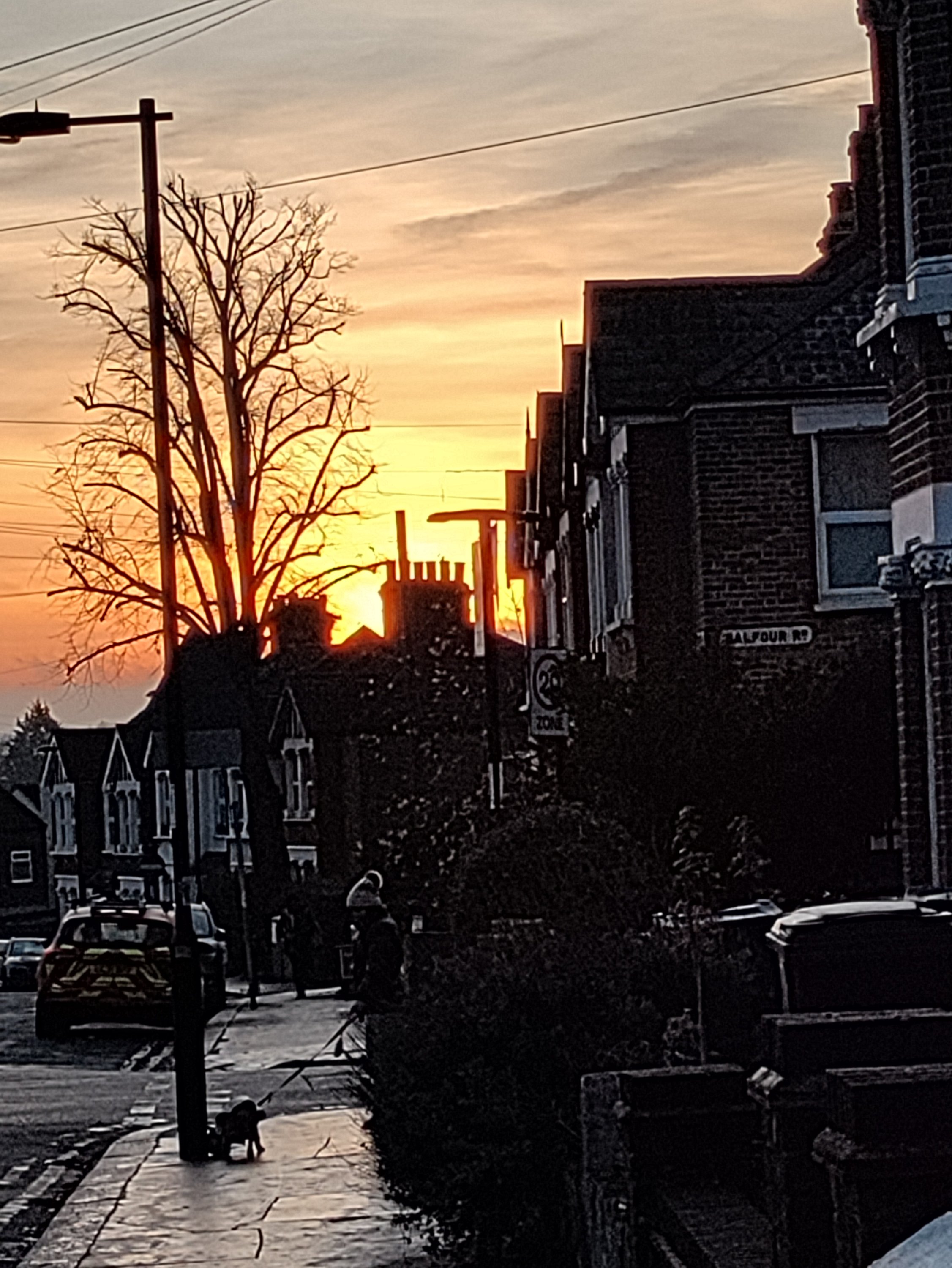 Reasons to be grateful: Cold mornings and sunrise over South London ...